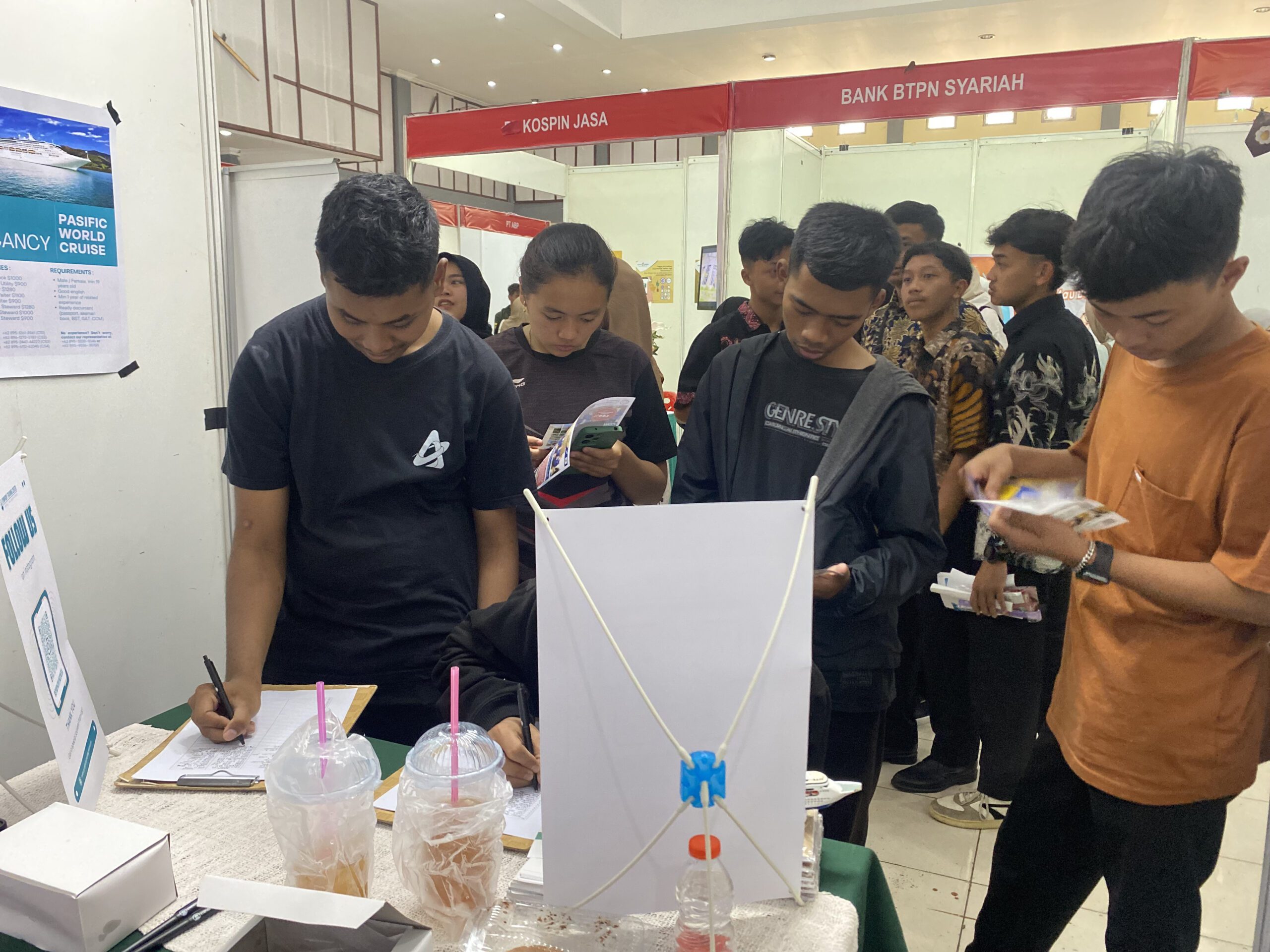 Pesatnya Perkembangan Industri Perhotelan, Symphony Training Center ...
