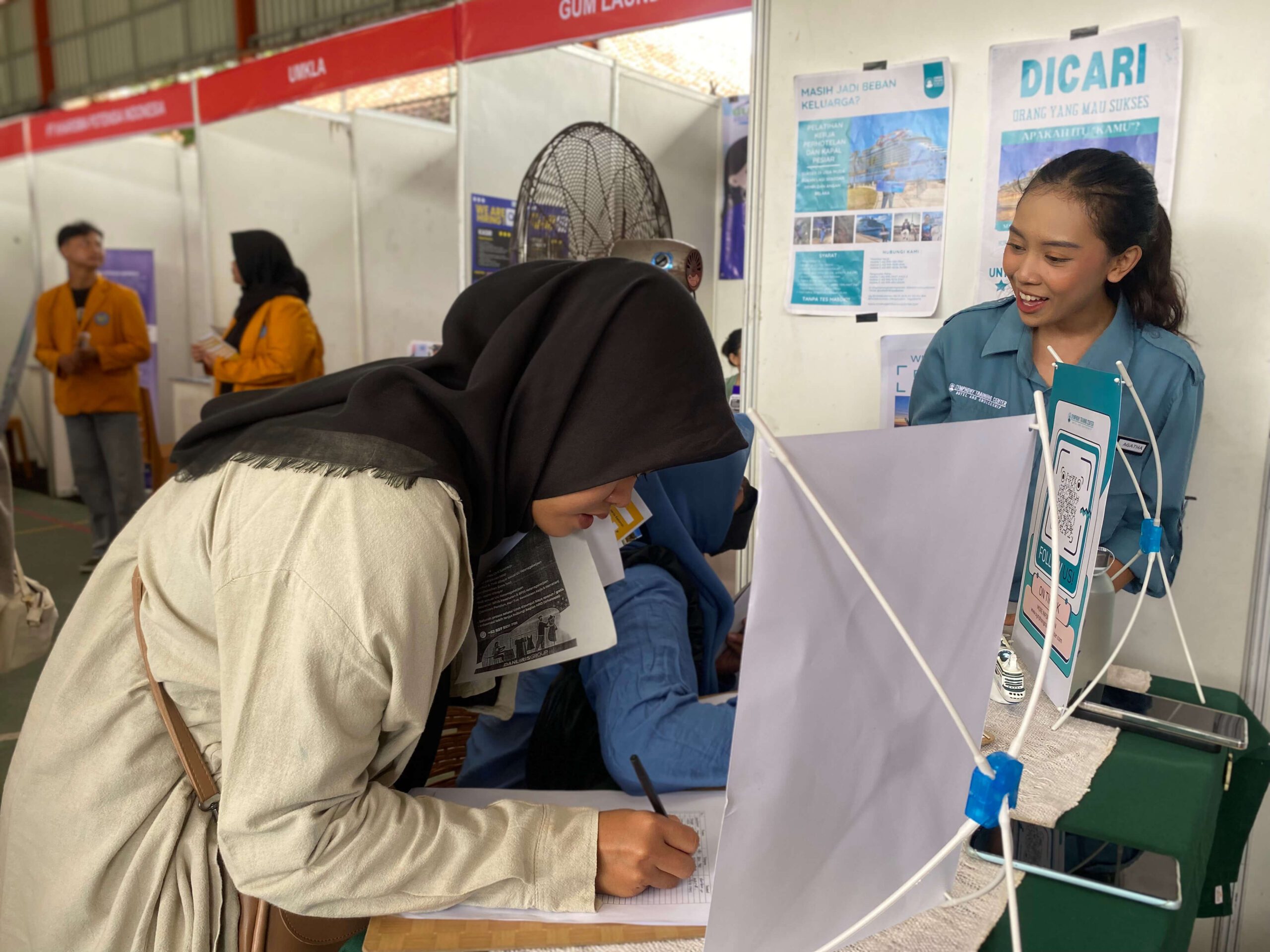 Pesatnya Perkembangan Industri Perhotelan: Symphony Training Center ...